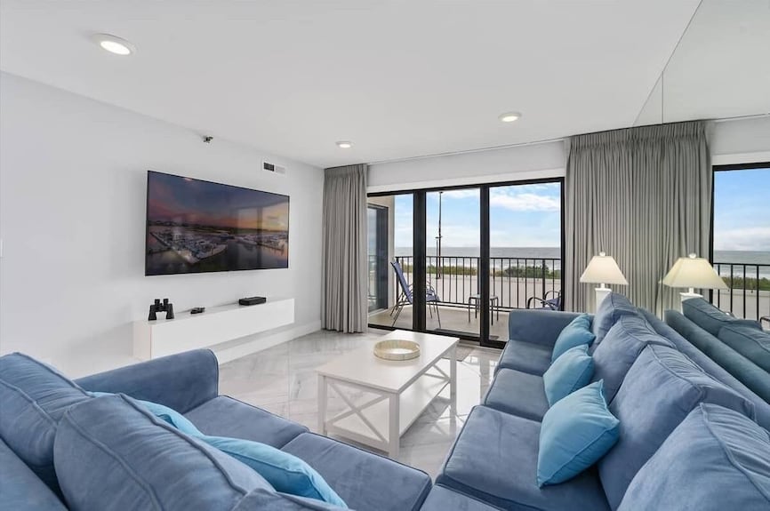 ⭐️Stunning Renovated Plaza 112 Ocean Front Indoor Pool⭐️ - Ocean Pines, MD