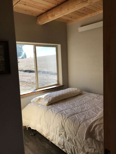 Mountain Cabin In The Bighorns - Wyoming