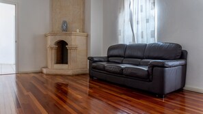 Casa superluxo | 5 quartos, escrivaninha, ferros/tábuas de passar roupa