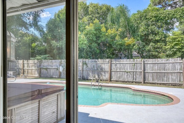Cozy 2- Bedroom 2 Bathroom In Vero Beach. - Vero Beach, FL