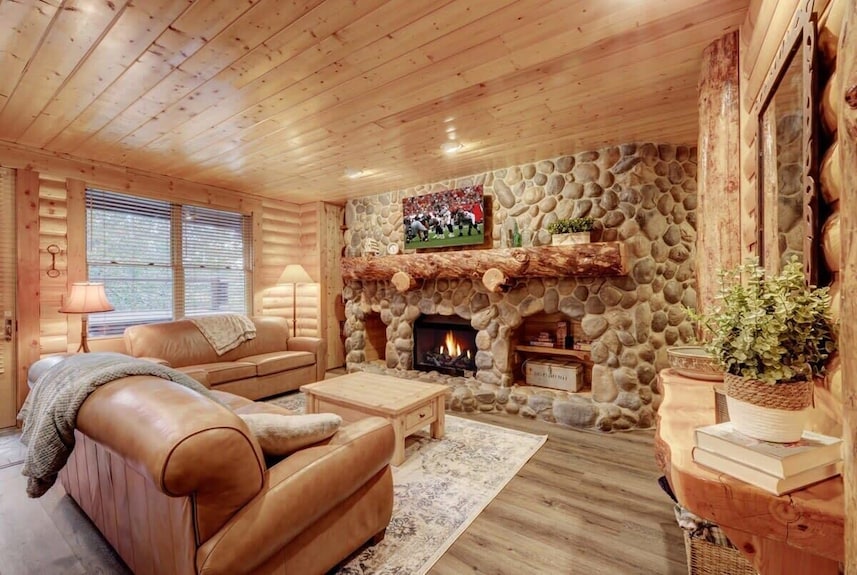 The Comstock Lodge - 2br / 2ba, Walk To Deer Valley And Mins To Main Street! - Deer Valley, UT