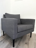 Estúdio Cidade (French Bed 1,40 m x 2 m) | Secretária adequada para computadores portáteis, ferro/tábua de engomar 