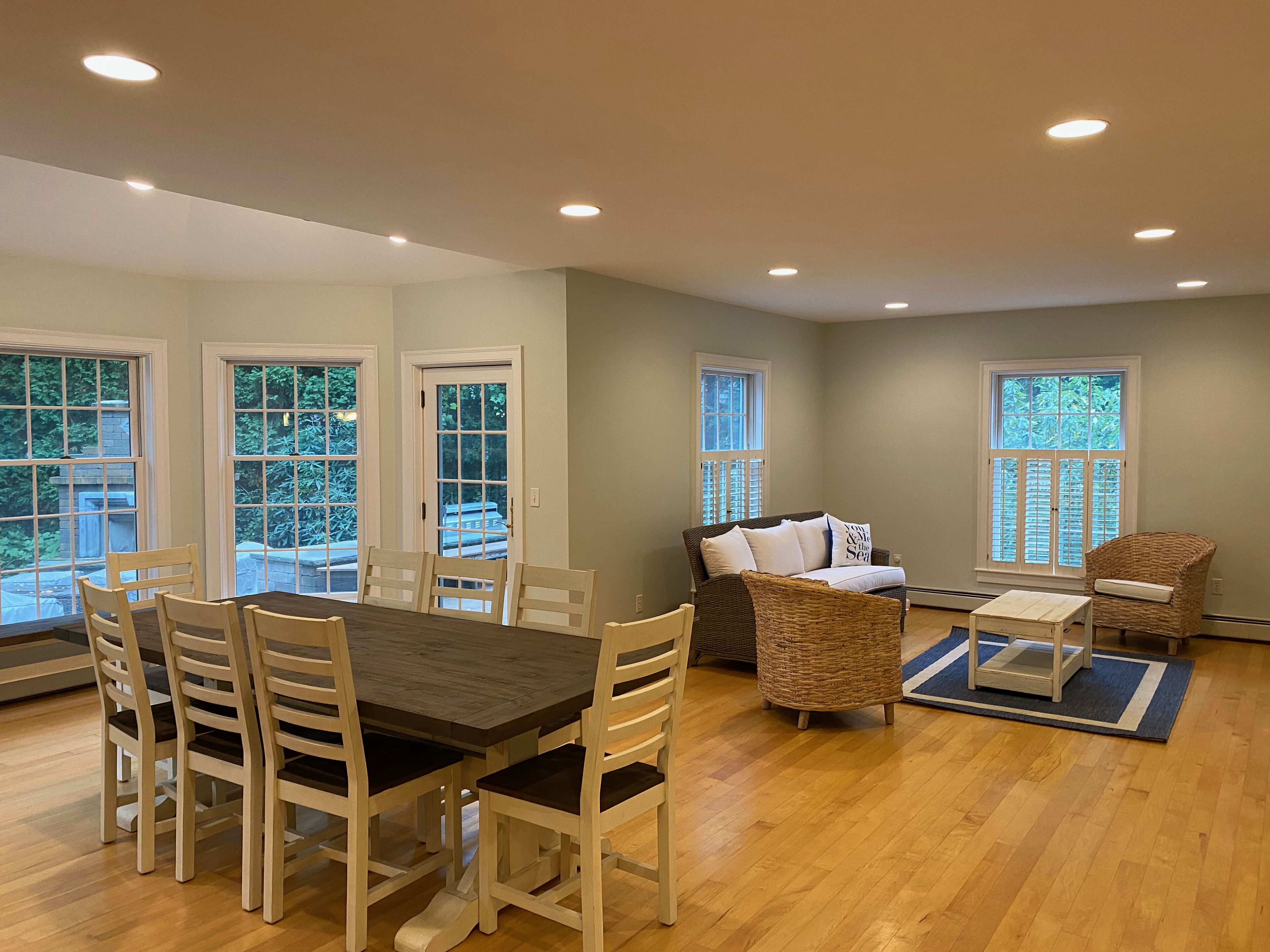Stunning 4 Bedroom With Access To Private Beach - Dartmouth, MA