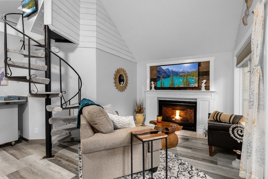 The River House ~ Maple Valley - Kent, WA