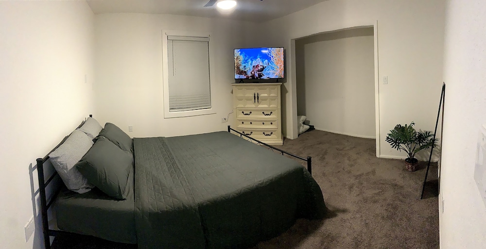 Restful Get -A - Away. 10 Min From The Beach!! - Largo, FL