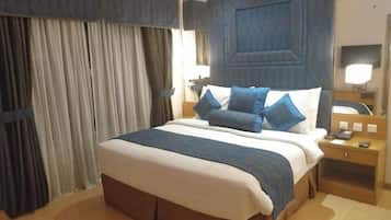 Quarto casal executivo | Individualmente mobiliados, ferros/tábuas de passar roupa