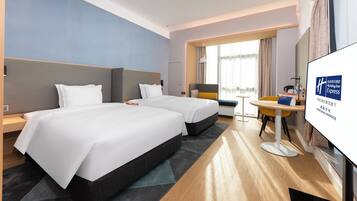 Quarto standard, 2 camas de solteiro (Extra Floor Space) | 1 quarto, frigobar, cofres nos quartos, quartos à prova de som