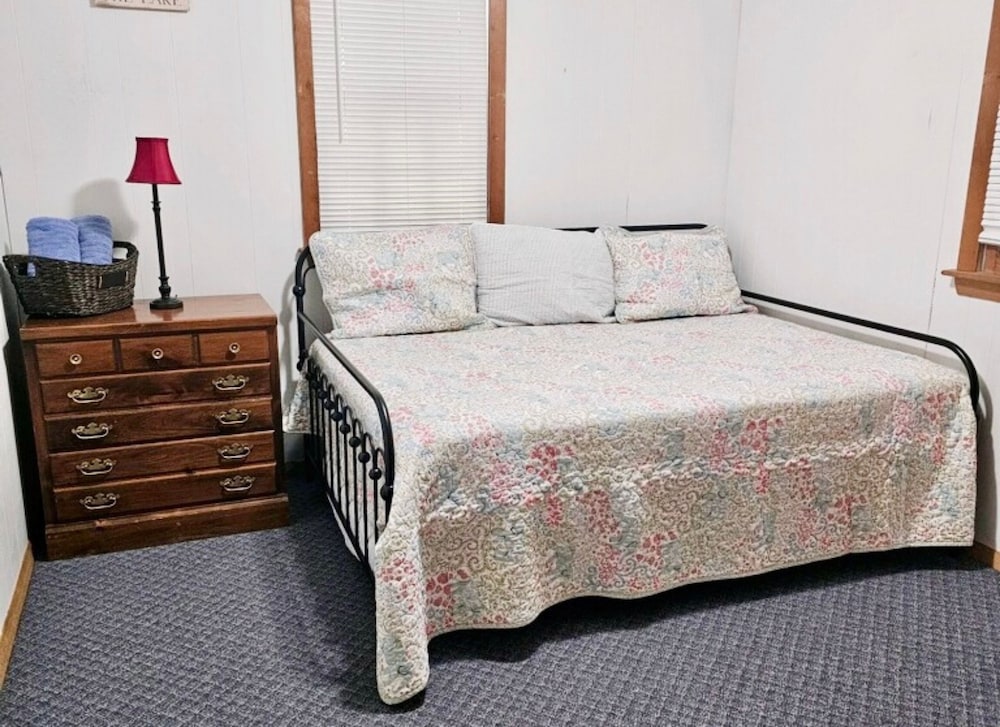 Taigh Loch - Lake Region Retreat! - Wolfeboro, NH