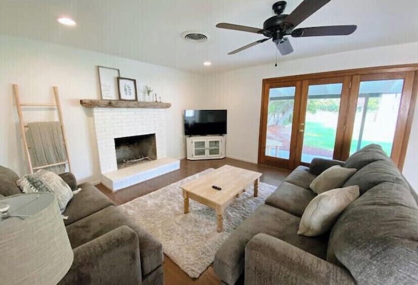 Farmhouse Near Pond Ev Charger 45 Min To Sequoias - 엑서터