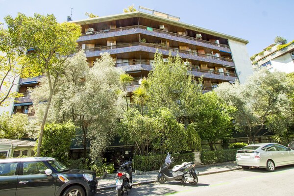 Bernabeu Parking - 1 Dormitorio - Alcobendas