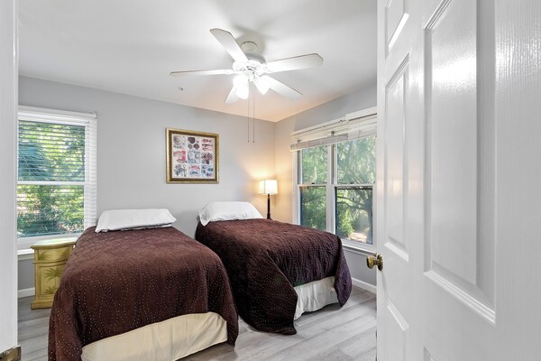 Ocean Breeze By Hilton Head Retreats - Daufuskie Island, SC