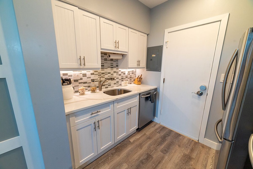 Sunset House North Studio At Tigertail Beach - Marco Island, FL