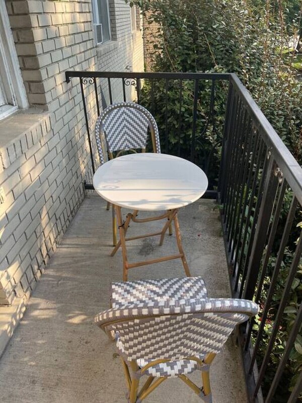 Dolly A2 · Downtown\/fisher Park Condo 2br\/1ba (1st Floor) - Greensboro, NC