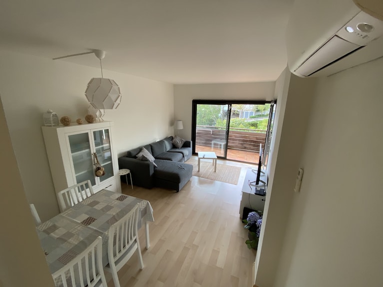 Private Property In Front Of Boadella Beach - Katalonien