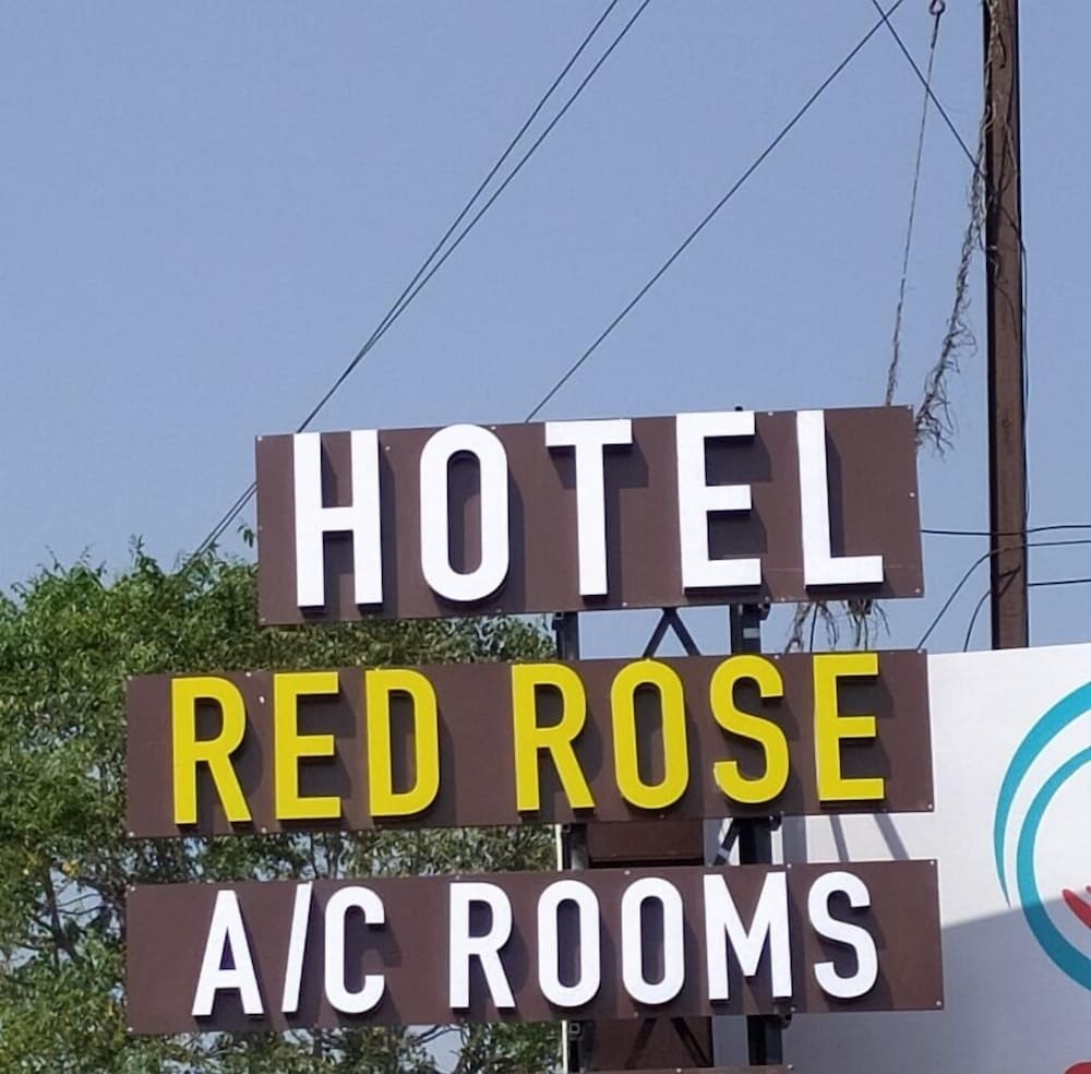 Hotel Red Rose - Vadodara