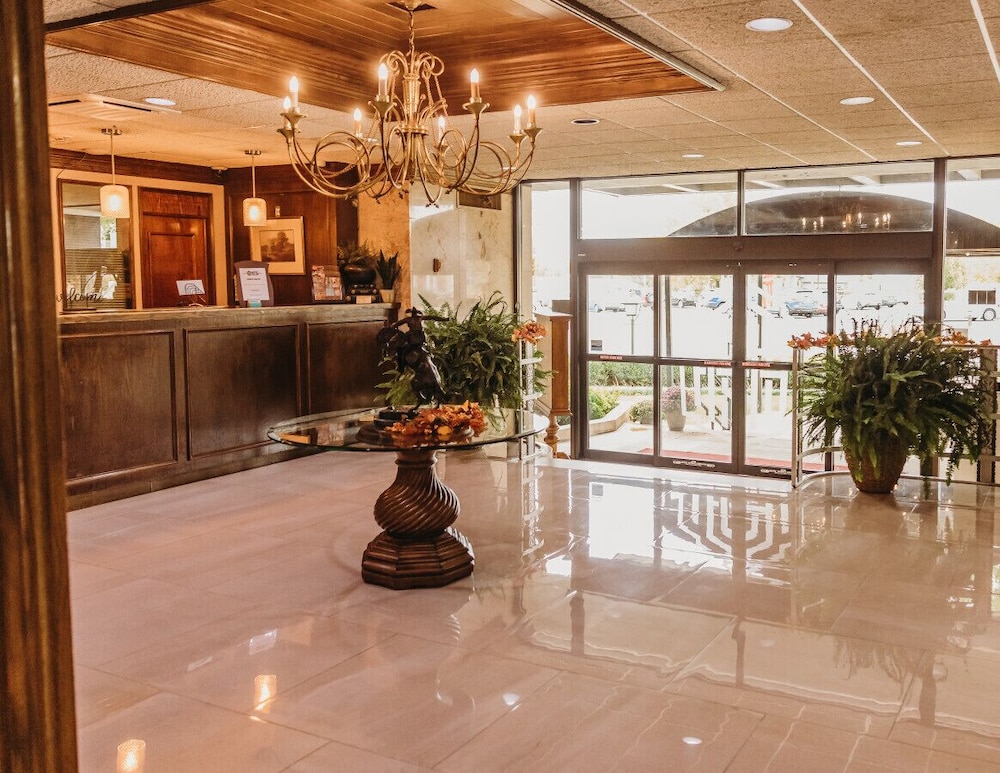 118 · St. Charles Suite #118 - Hotel Phillips - Bartlesville, OK