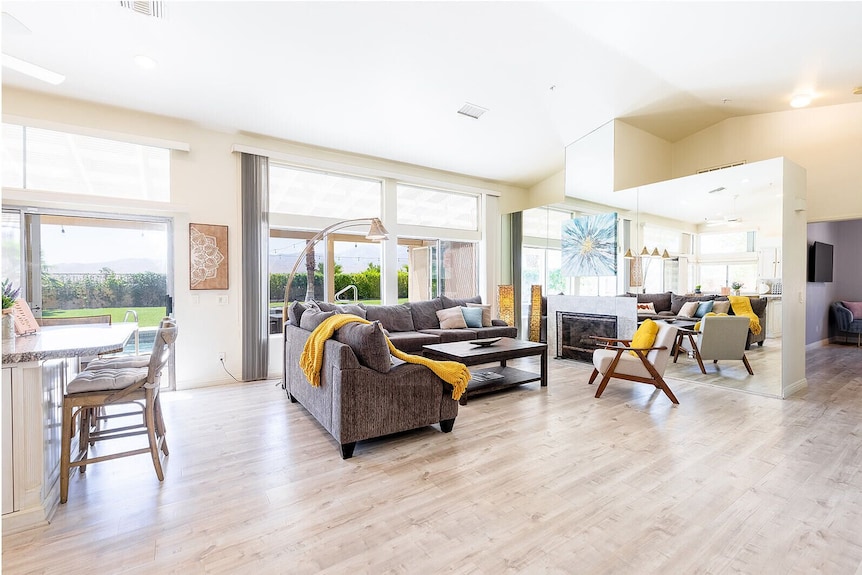 360° Mountain Views, Heated Pool & Spa, Firepit - California