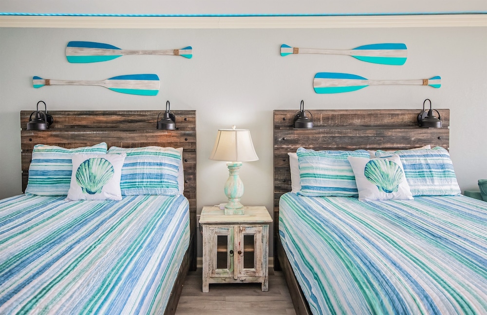 Oceanfront View I Kitchenette I Outdoor Pool - Myrtle Beach