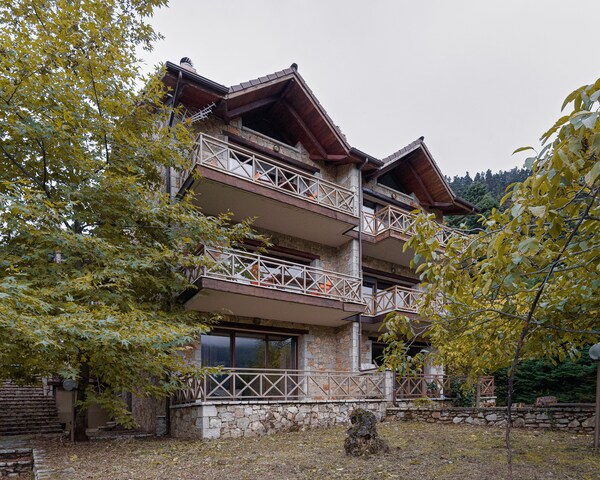 Parnassus Dreamwood Chalet - Greece