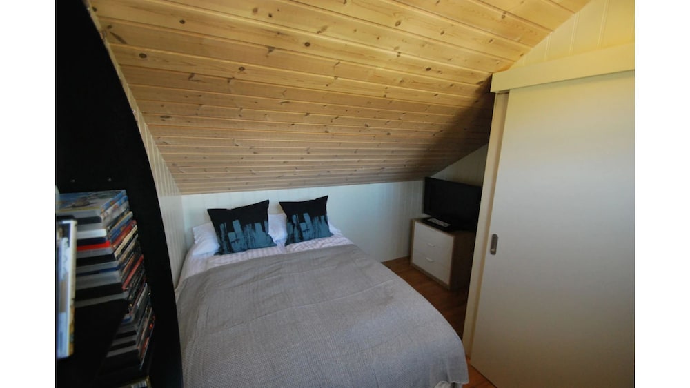 Panoramic Views- Nature- Northern Lights Cottage- No 1- In Iceland. - Islande