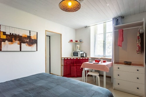 Chambre éQuipée Célé - Saint-Cirq-Lapopie