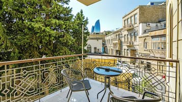King Room, Balcony | Varanda