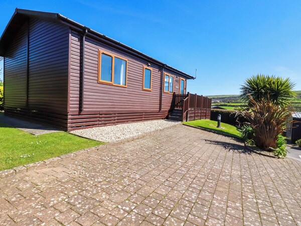 Chi Prenn Byhan - Tintagel