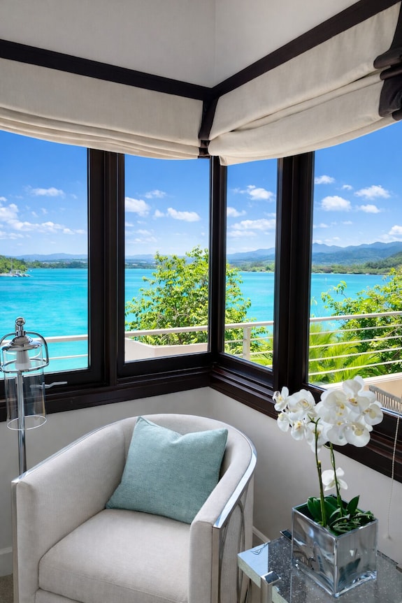 Exclusive 4br Designer Waterfront Villa Chef Pool Beach Access Pickleball Gym - 몬테고베이