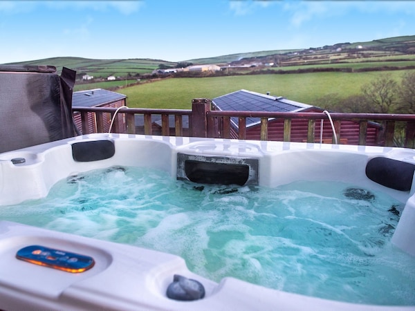 Chi Prenn Byhan, Pet Friendly, Country Holiday Cottage In Tintagel - Tintagel