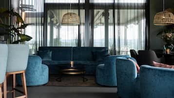 Pequenos-almoços e jantares servidos