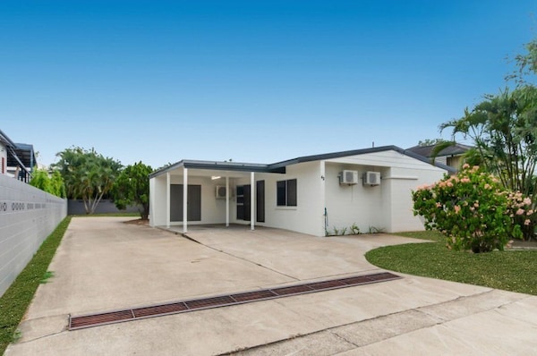 Haven On Hughes #1 Peaceful 2br - 5min To Stadium\/city - Townsville