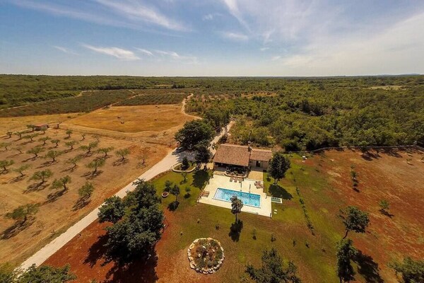 Country House With Pool In Fantastic Location - Croatia