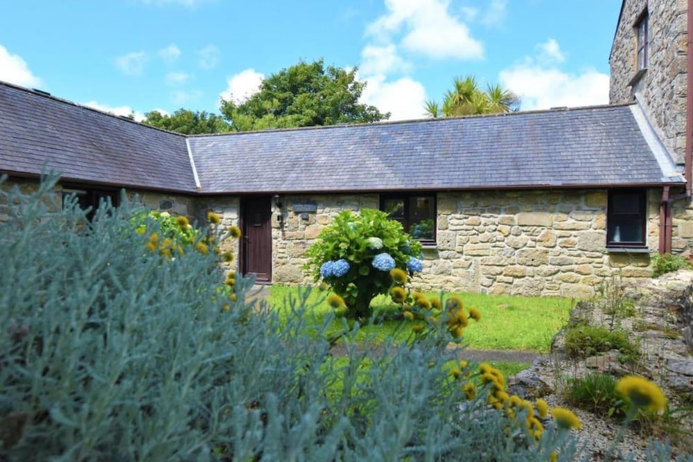 The Long Barn For Families, Walker, Pets & Workers - Penzance