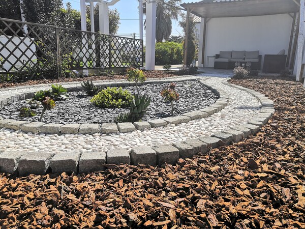 Aldeia De Luz - Charming 3 Bedroom House With Pool, Bbq, Garden & Games Room - Palmela
