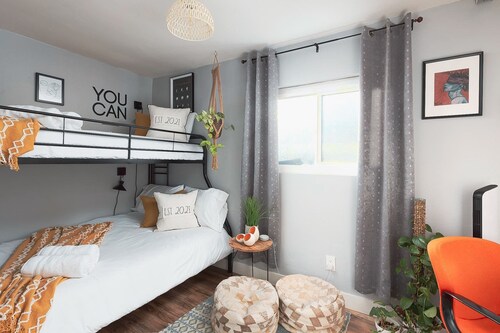 Shelltown Sanctuary - Secluded Bungalow With Hot Tub, Fire Pit & Patio - Kensington - San Diego