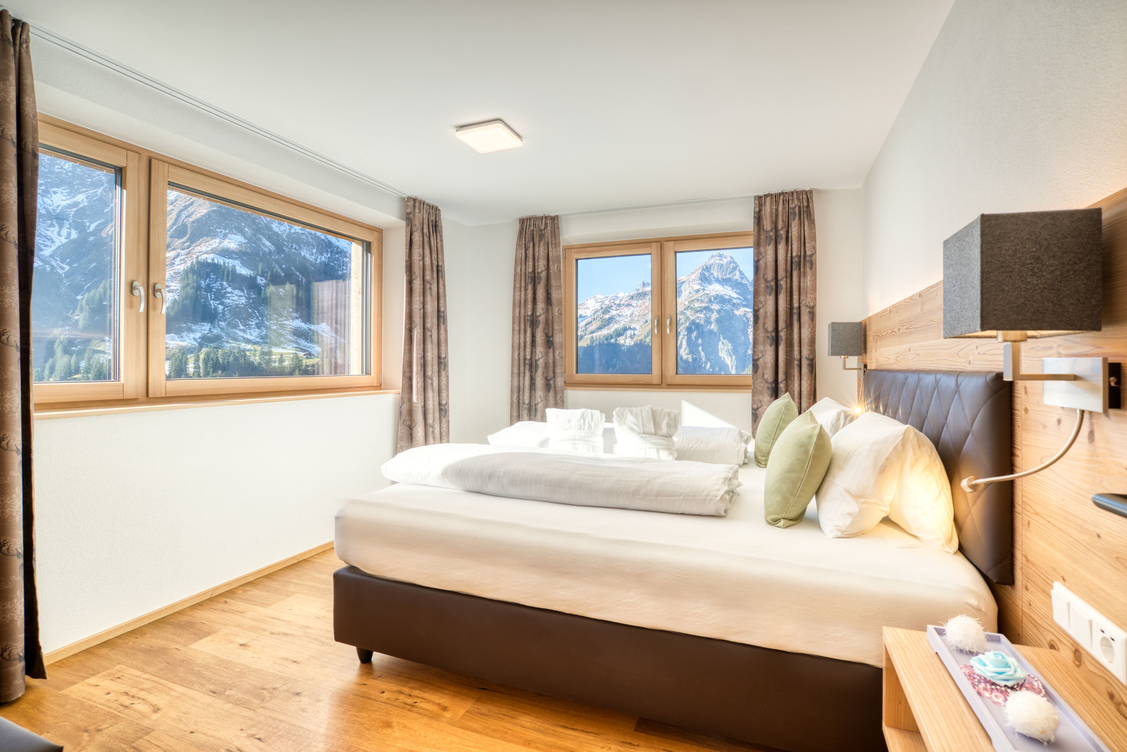 Apartamento Júnior, 2 quartos, vista para a montanha (Top 3) | Cofre no quarto, cortinas/cortinados opacos, Wi-fi grátis 