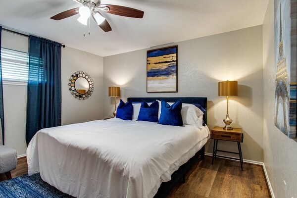 Hidden Gem In Plano W\/ Free Wifi! Book Now! - Richardson