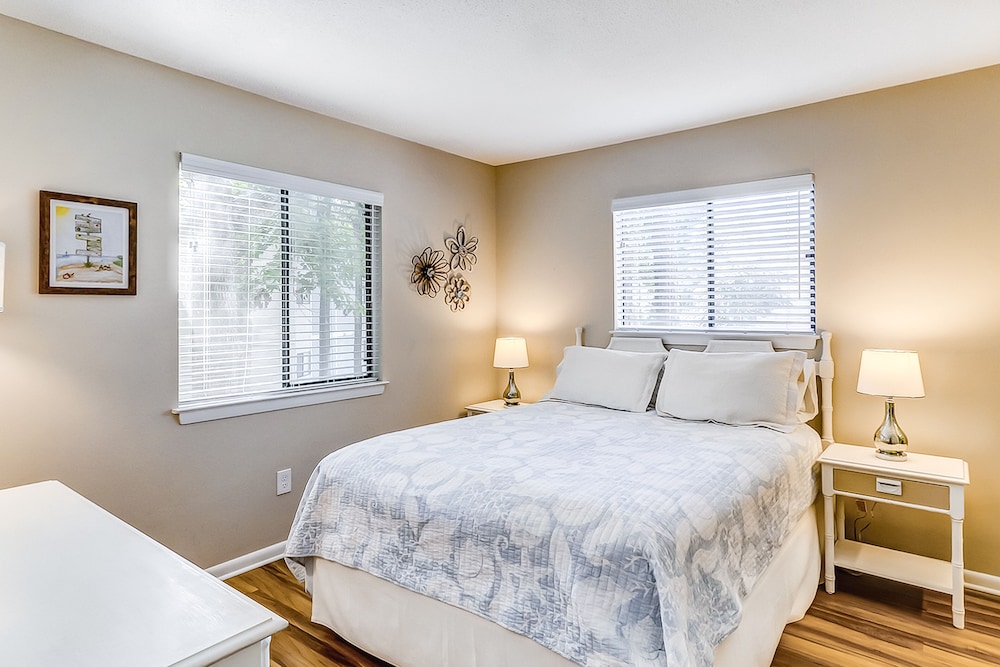 Villa With Wifi, Private Washer & Dryer, Central Ac - Shared Pools, Hot Tub - Carolina del Sur