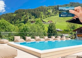 Piscina interior, piscina exterior sazonal, espreguiçadeiras