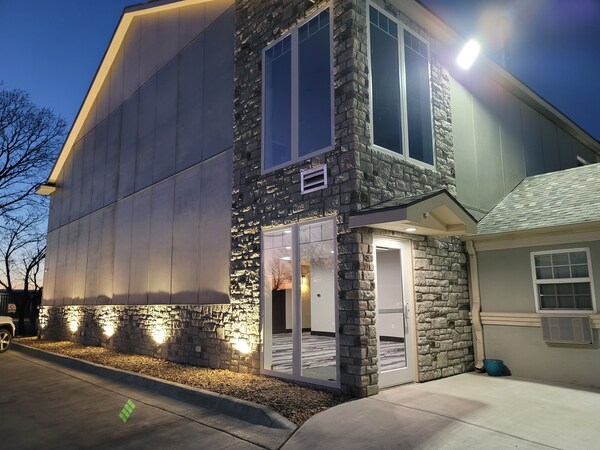 Best Inn Motel - Salina