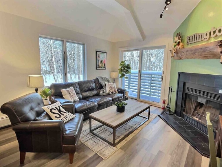 Firbear- Ac, Pool, Hot Tub, Sauna, Tennis, Gym - Vermont