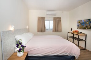 Quarto Duplo ou Twin Clássico | Quartos insonorizados, Wi-fi grátis, roupa de cama fornecida