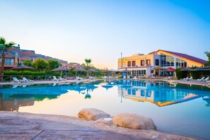 Piscina exterior