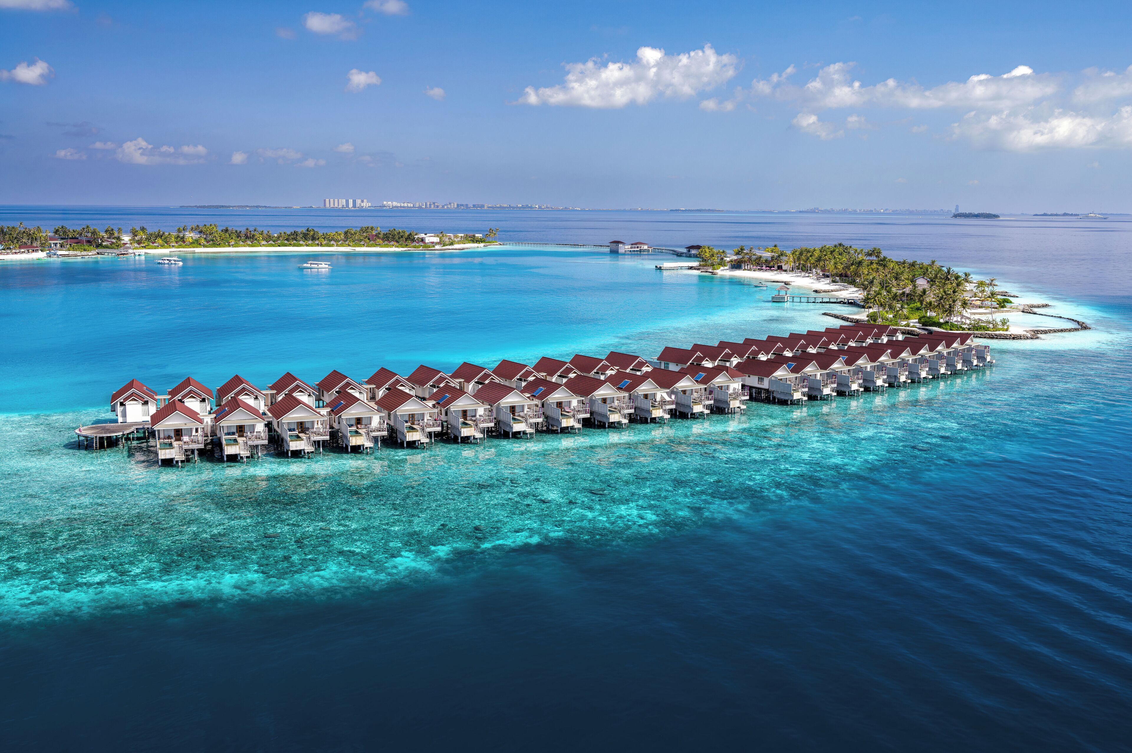 SunNest Water Pool Villa (minimum 2 adults) | Minibar, cofre no quarto, ferro/tábua de engomar, Wi-fi grátis 