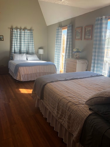 Cabin In The Pineywoods - Toledo Bend Reservoir