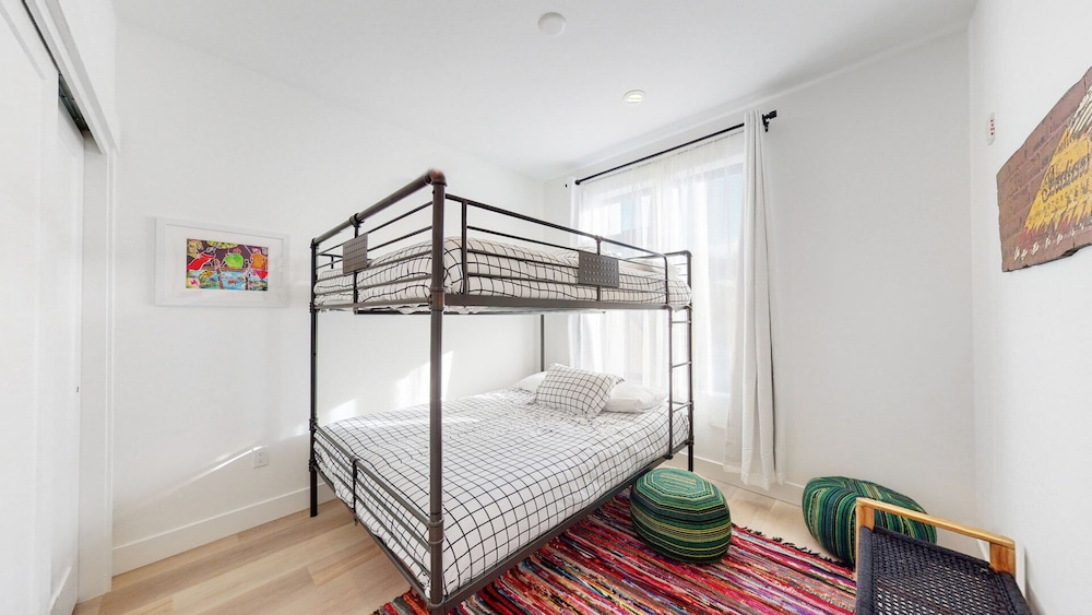 2bdr New Build Minutes To Dillon Reservoir - Summit County, CO