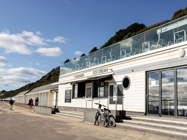 Hoppapill House, Family Friendly, With A Garden In Bournemouth - Sandbanks