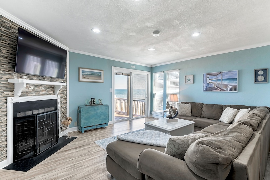 Oceanfront Home At Chics Beach Amazing Views - Virginia Beach, VA