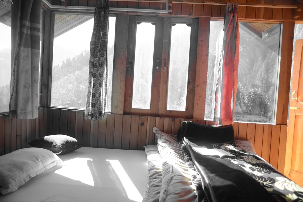 Duplex Cottage - Himachal Pradesh