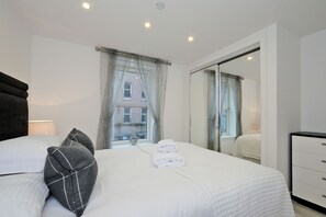 Apartamento Comfort (2 Bedrooms) | Vista do quarto